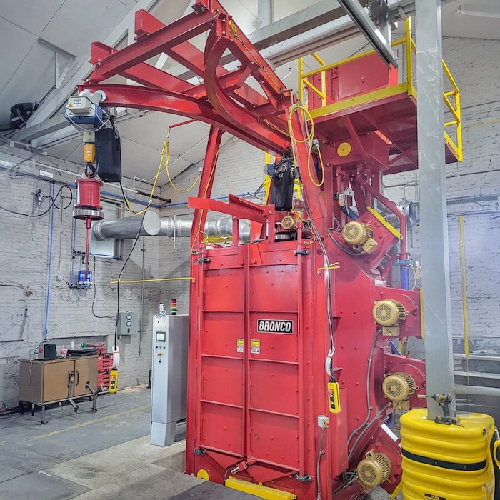 Bronco Spinner Hanger Blast Machines - Bronco Blast Cleaning Equipment